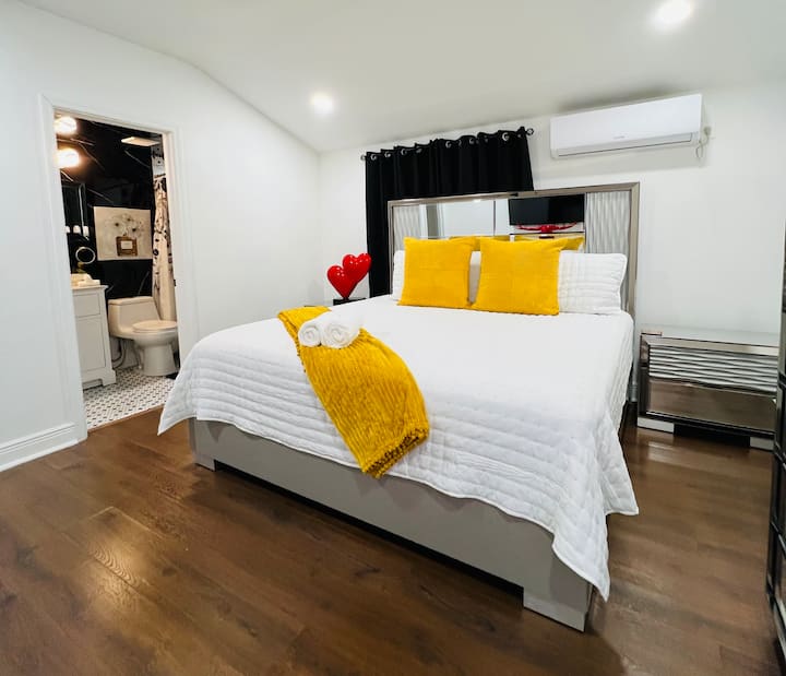 Quiet Stay/private Patio - Lehigh Acres, FL