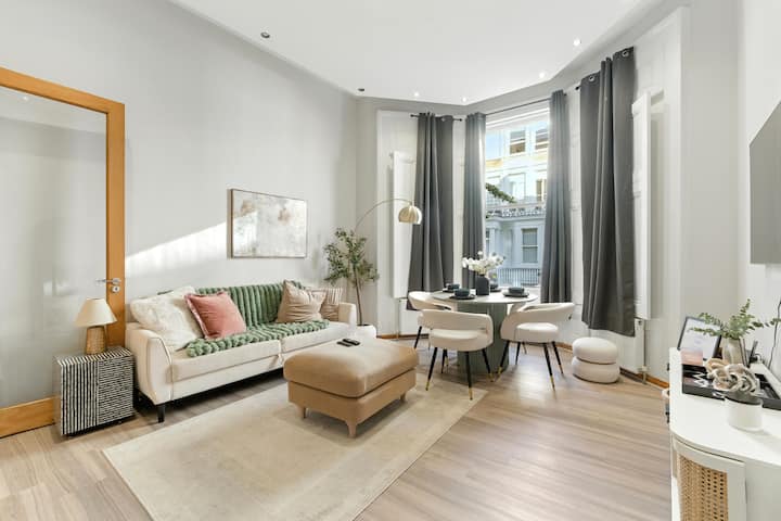 1-bed Apartment Near Earls Court Station |Chelsea - Earls Court