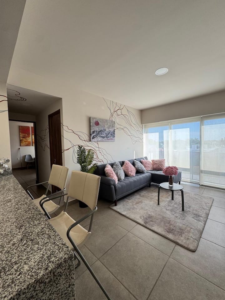 Precioso Depa De 2 Recámaras Al Este De León - León