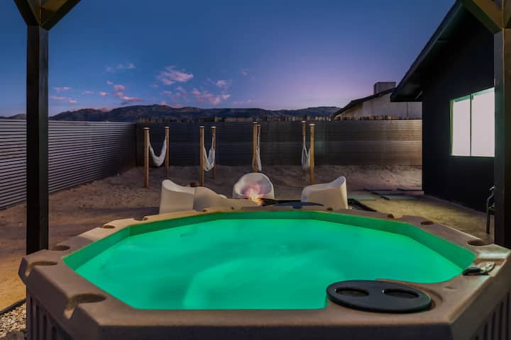 Art House In 29 Joshua Tree Hike Retreat Jacuzzi - Twentynine Palms, CA