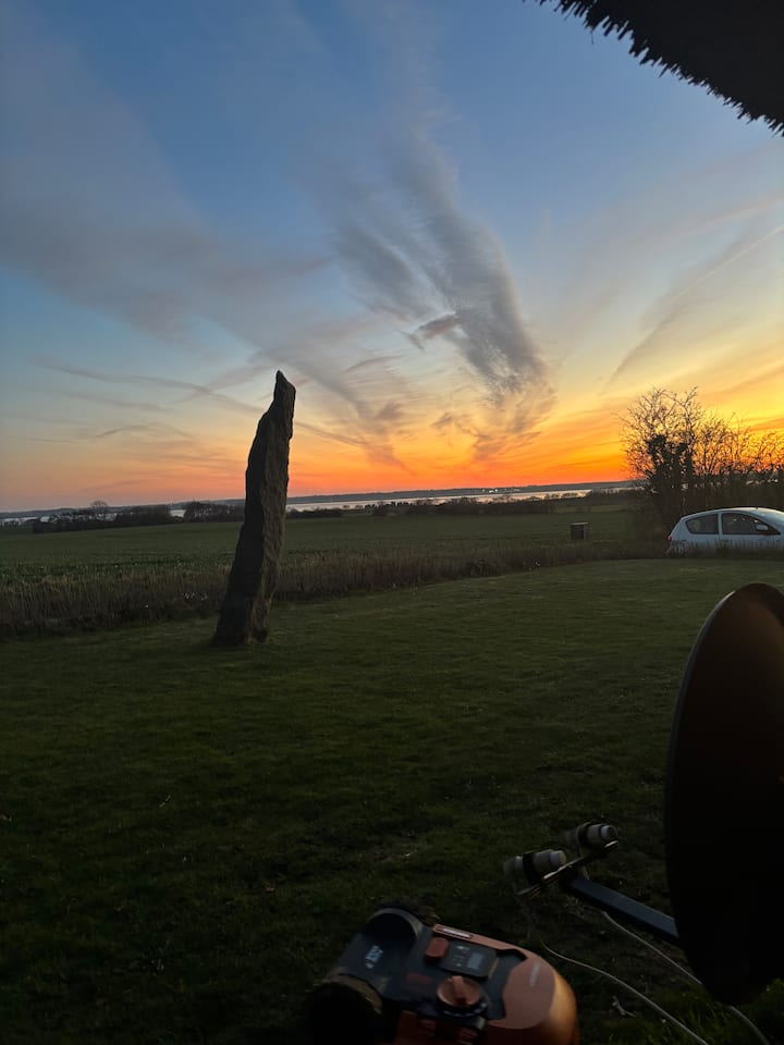 Charmerende Stråtag Hus Med Havblik - Sønderborg