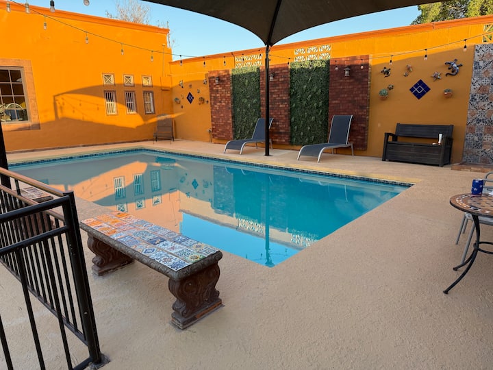 Casa Amplia Con Gran Jardín Y Alberca - Mexicali