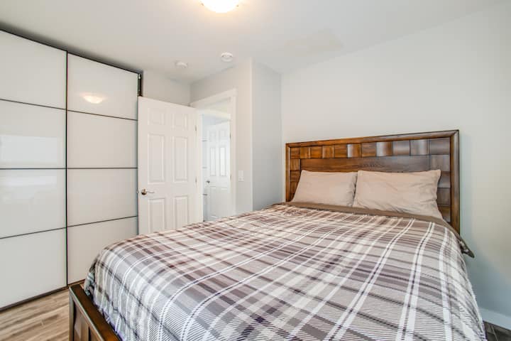 La Casa Cottage 166-modern  2 Bedrooms With Loft - Lake Country