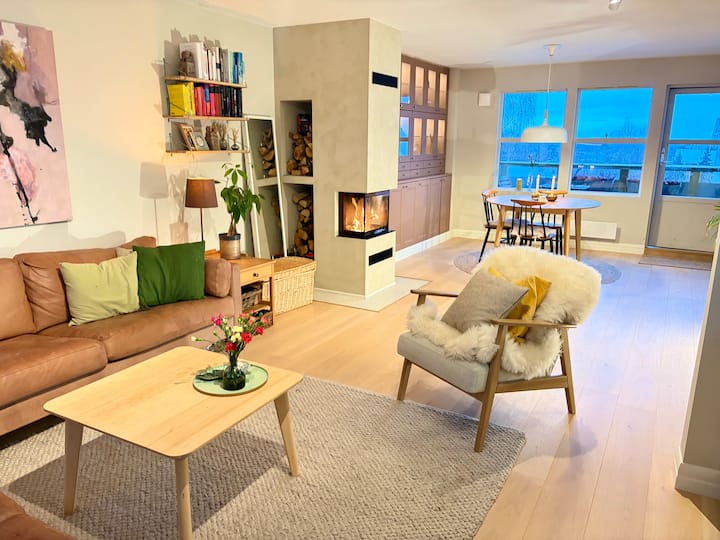 Cosy And Light House W/ Parking - 5 Min To Tram - 노르웨이