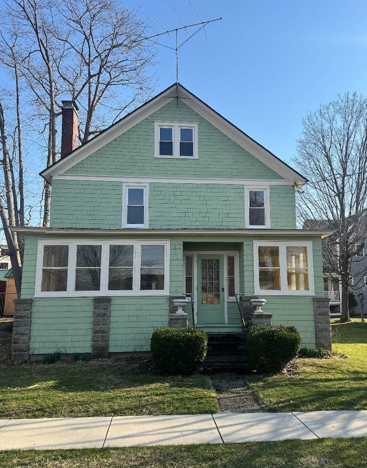 The Bemus Point House - Chautauqua, NY