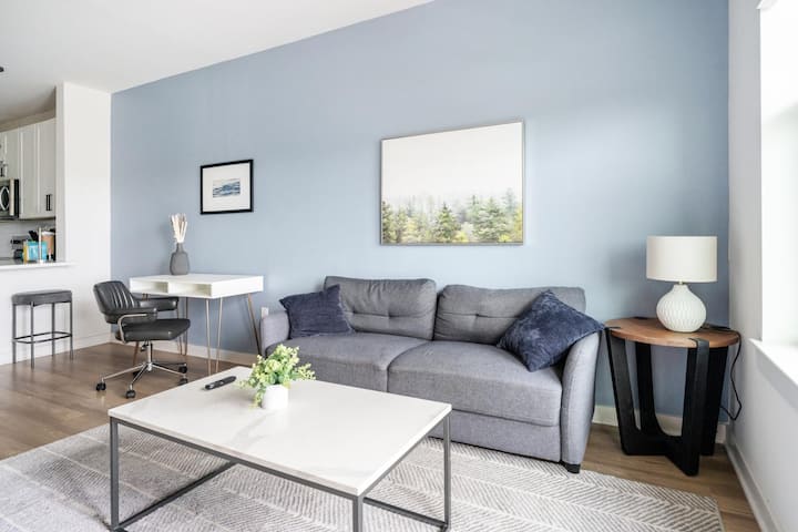Landing | Incredible 1bd, Gym, Pool - Knoxville, TN
