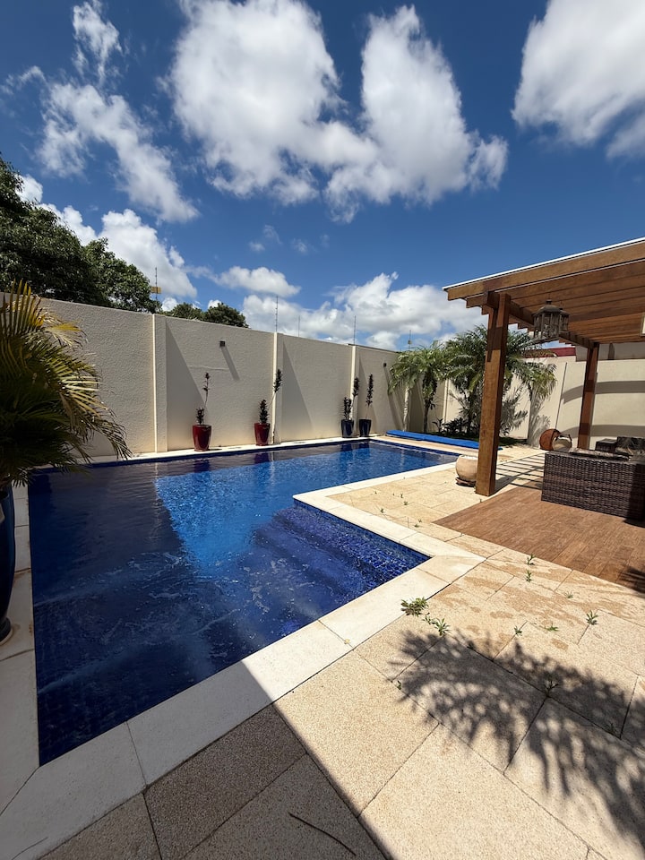 Sobrado Alto Padrão Para O Show Rural - Locação - Cascavel