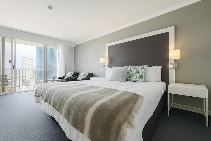 L19 Ocean View Studio:king Bed, Fast Wifi - Surfers Paradise