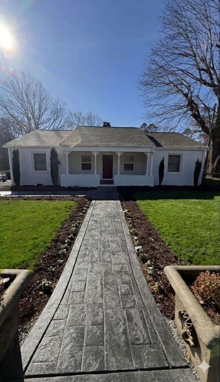 Whitewater House - Charlotte, NC