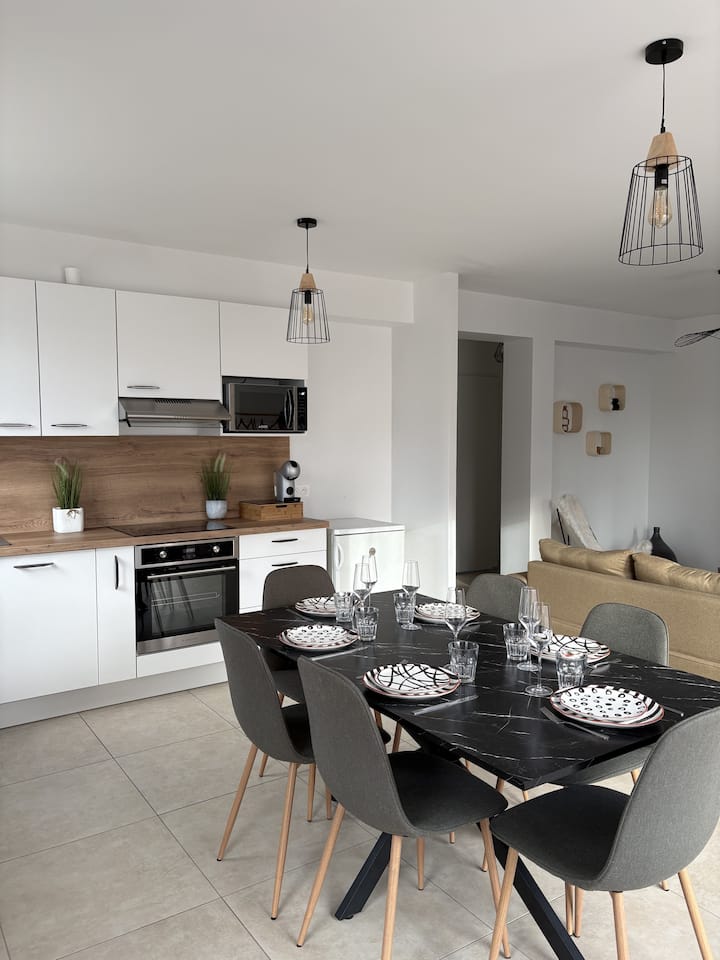 Les Brises – Maison De Charme - Port En Bessin - Bayeux