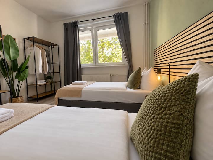 Gemütliches Apartment Für 5 Personen Mit Balkon - Halle (Saale)