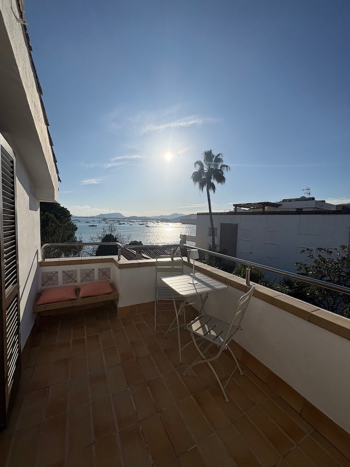 ÁTico Con Terraza Y Vistas Al Mar En Primera Línea - Port de Pollença