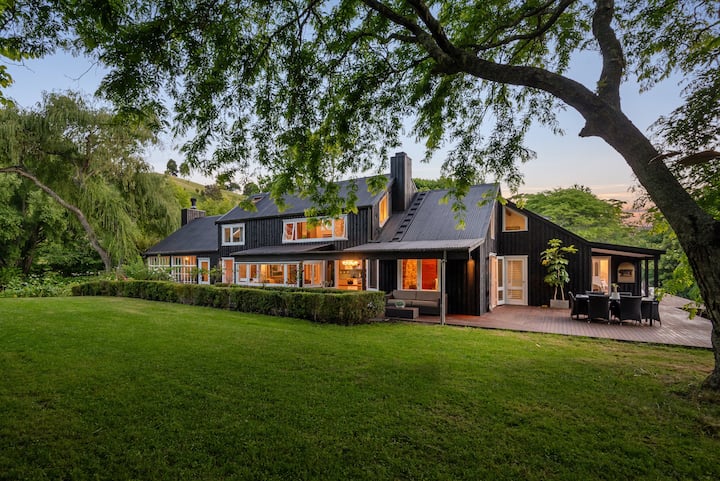 Farm Lodge Clevedon (2/3) - Clevedon