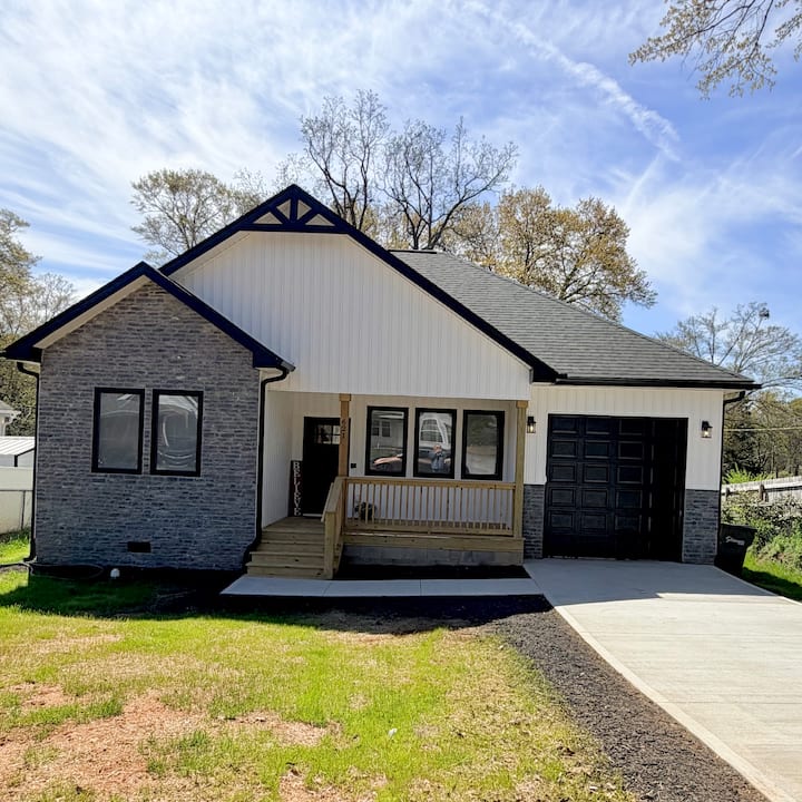 3br Modern New Home Near Downtown Spartanburg - Spartanburg, SC