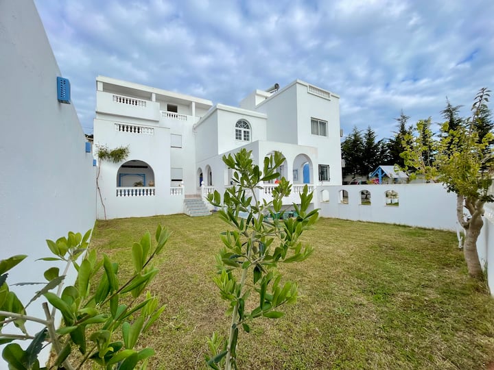 *Villa Maya* Spacious Villa With Beautiful View - Tunisie