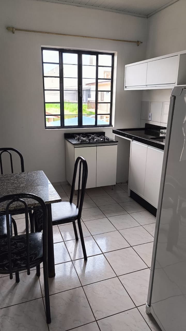 Kitnet Em Cascavel Pr, A Duas Quadras Da Fag. - Cascavel