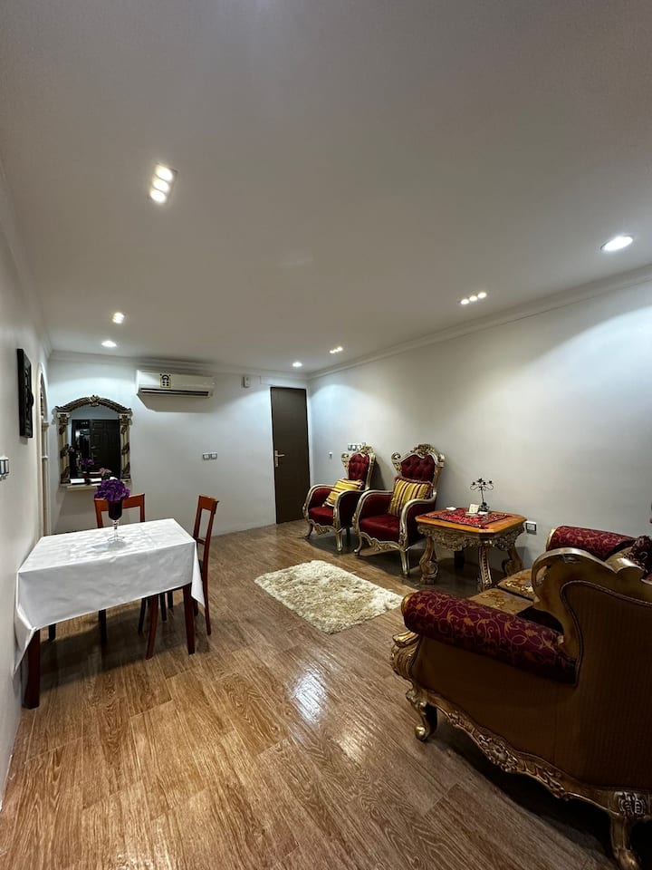 Luxury Furnished Apt 2br Living Room, Fine Kitchen - Mekka