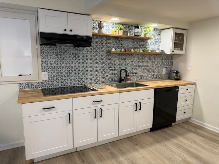 Brand-new 1-bedroom Apartment W/ Private Entrance - Kennesaw, GA