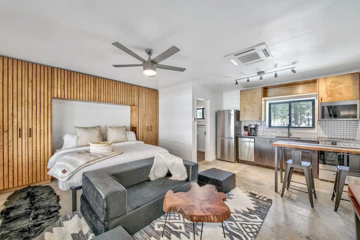 Lake Tahoe Studio Apartment - North Lake Tahoe, CA