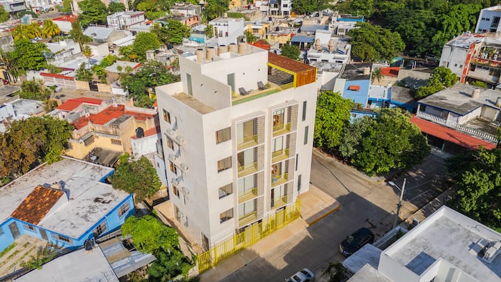 Modern Downtown Condo | 2 Bedrooms & Rooftop Poo - Cancún