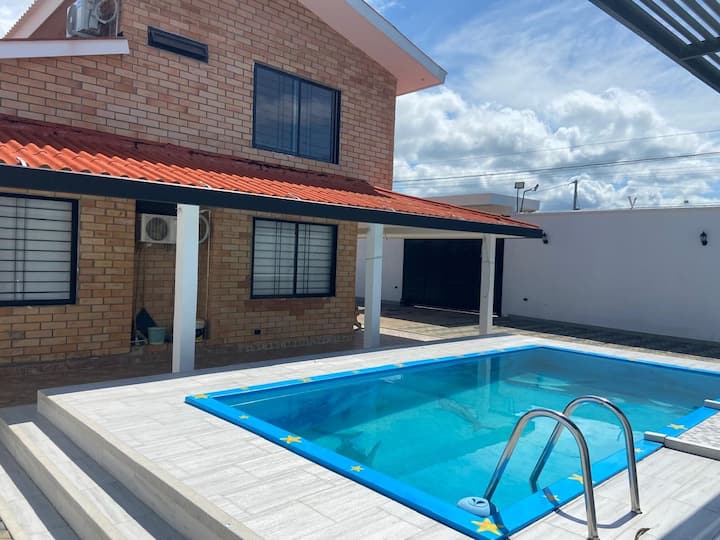 Cabaña Familiar Con Piscina Privada En Turbo. - Turbo