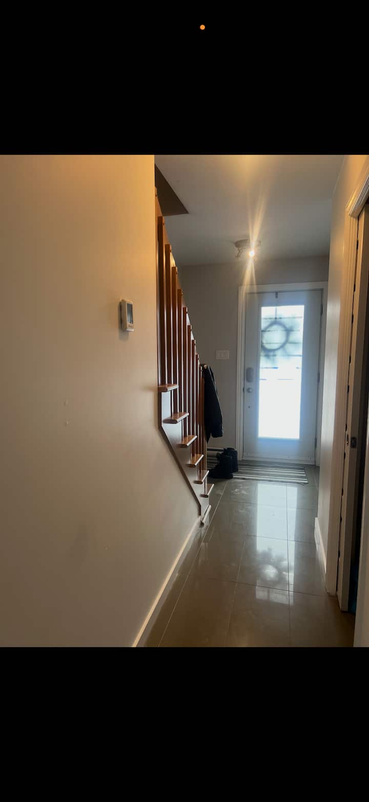 Luxueux Manoir Au Domaine Dix30 - Brossard