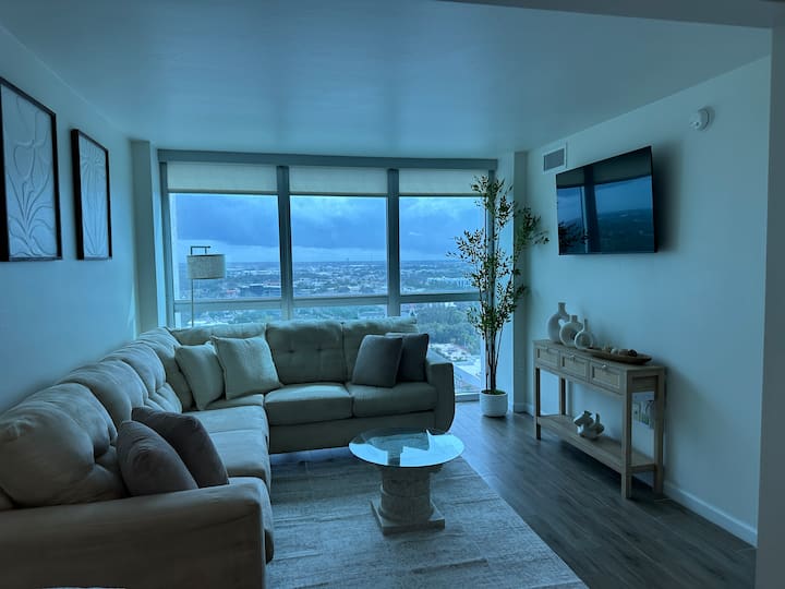 Sky Suite - Fort Myers, FL