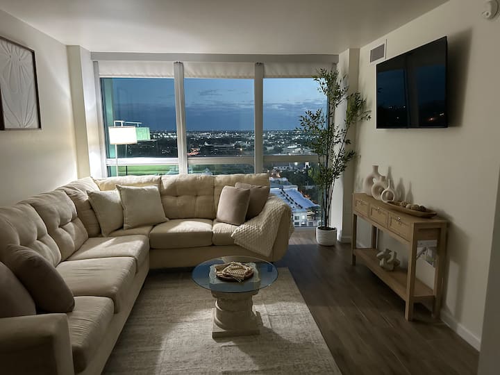 Sky Suite - Fort Myers, FL