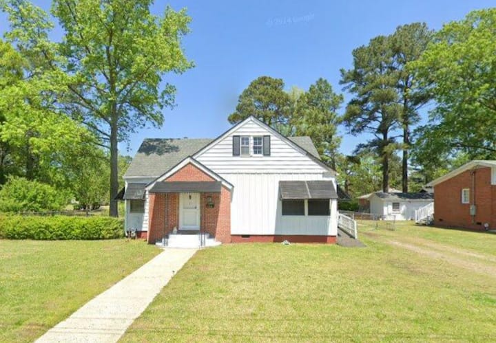 Knots Place-where Love Is Woven Into Every Stay - Rocky Mount, NC