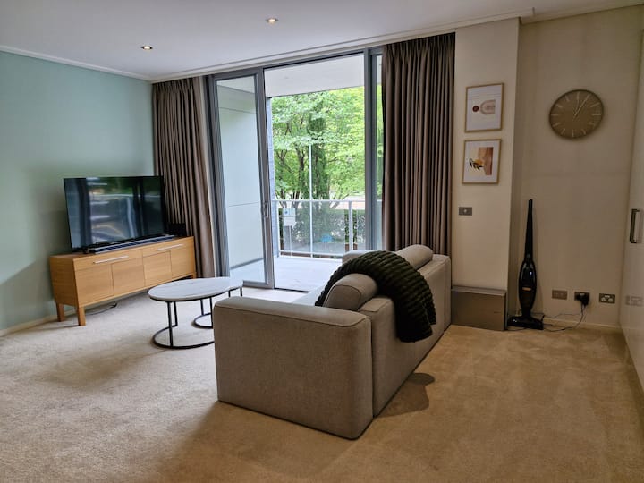 Apartment In Canberra City Centre - Canberra