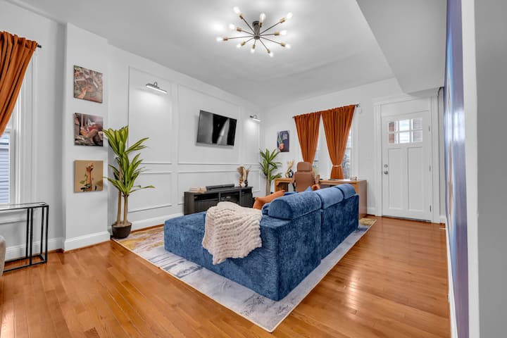 Charm City's Creative Escape In Reservoir Hill - Baltimore, MD