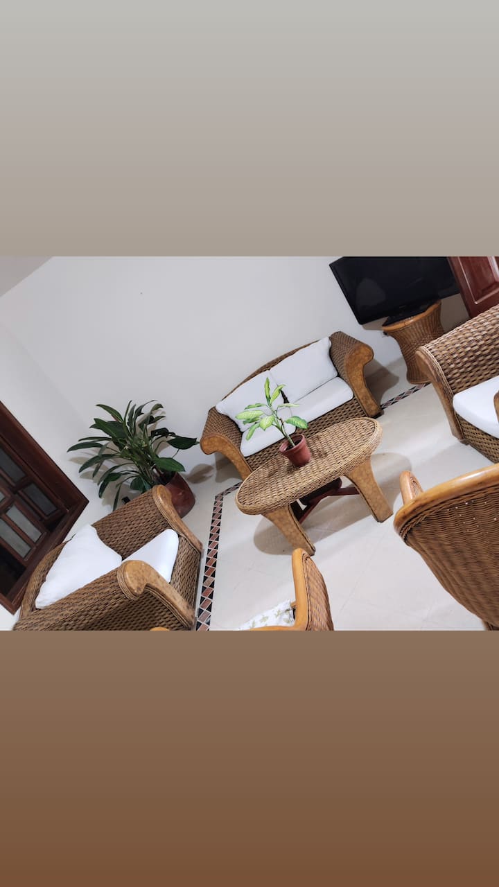 Casa Luz Y Madera - Melgar