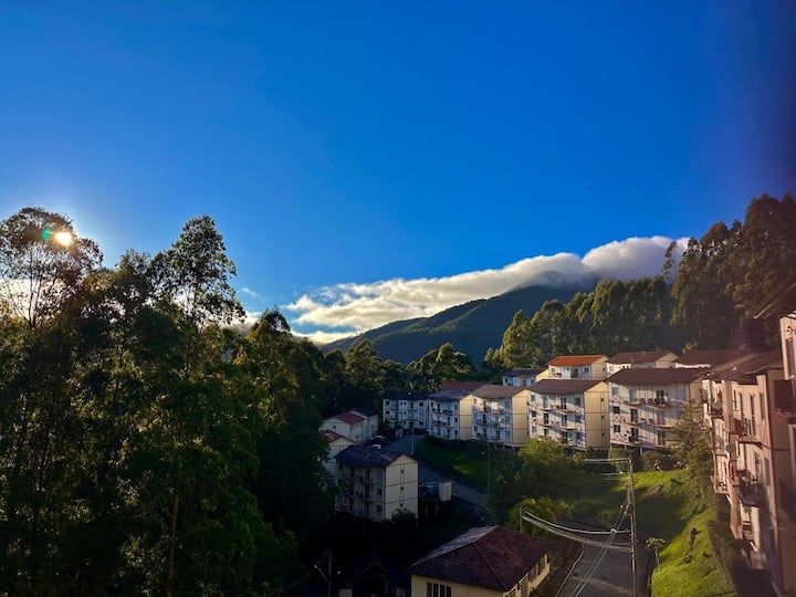Apartamento Em Condomínio Fechado, Seguro E Calmo. - Nova Friburgo