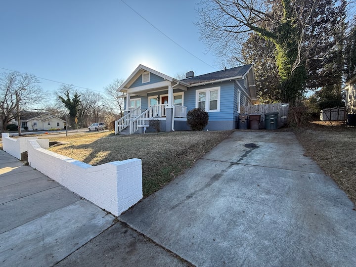 Southern Hospitality Near Downtown - Greensboro, NC