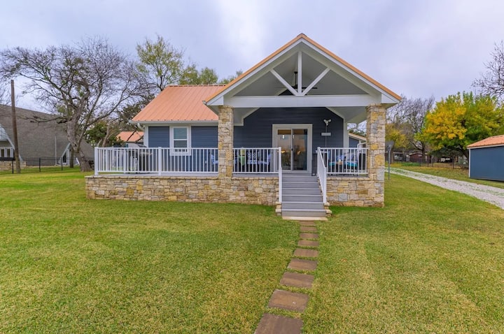 Pk | Deep Water Dock | Hot Tub | Game Garage - Possum Kingdom Lake, TX