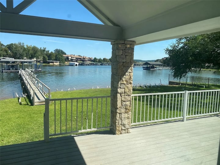 Lakefront Cabin | Dock | Game Garage | Bunkhouse - Possum Kingdom Lake, TX