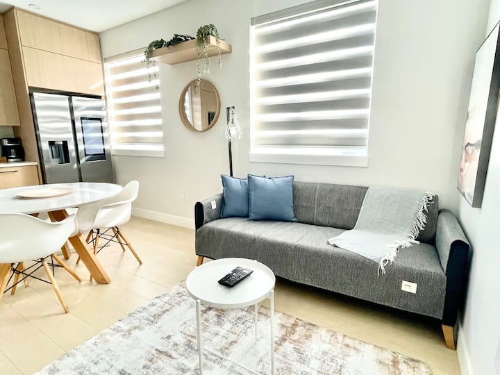 Family Friendly-prime Location-15min To Downtown - Vancouver