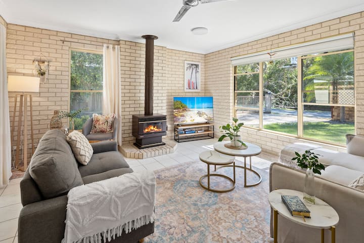 Swimming Creek Beach House | Walk On To The Sand - Valla Beach