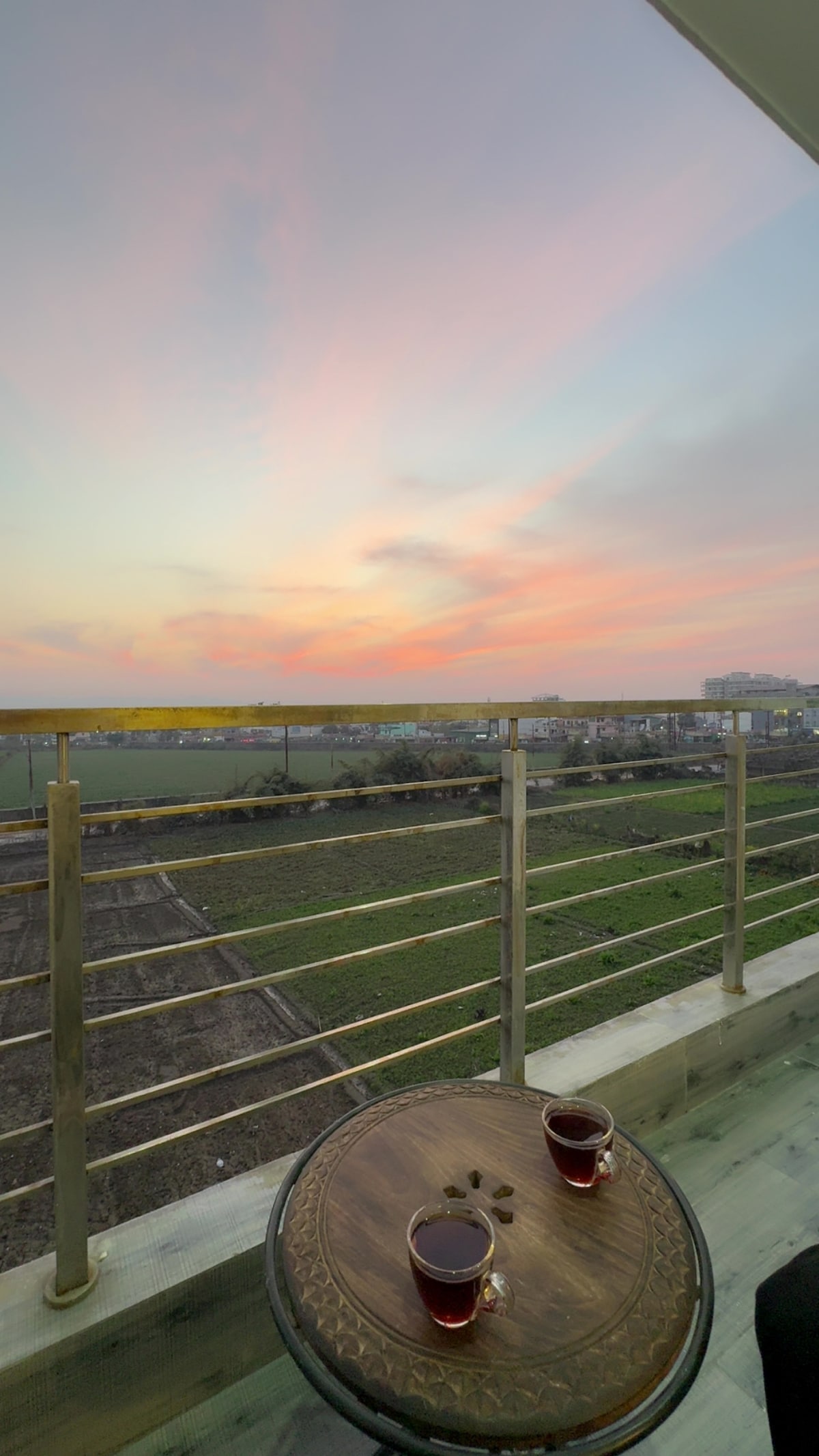 The Retro Den by Aera Living | 4BHK Vintage Stay - Apartments for Rent ...