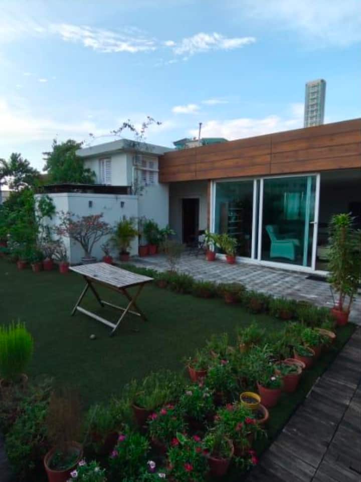 5br Luxury Apartment With Terrace Garden & Kitchen - Calcuta, WB, India