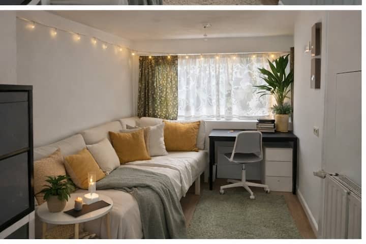 Gezellige Studio Hartje Geel. - Dessel