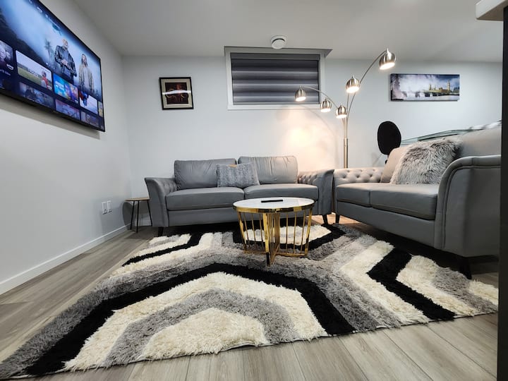 Entire New Cozy Basement Suite - Canada