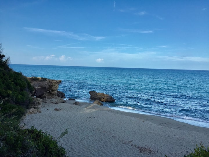 Corsica, Mare, Monti E Fiumi - Aléria