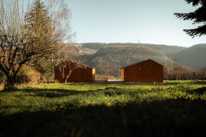 Deux Chalets Face à La Vallée - Besançon