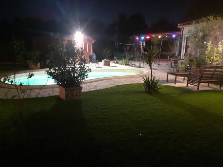 Vacances En Famille Autour De La Piscine - Costa Brava