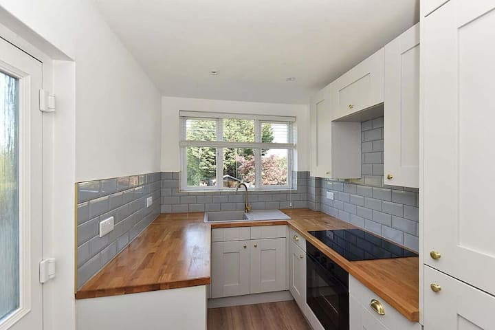 Recently Renovated 1bed Terrace Near Alderley Edge - Knutsford