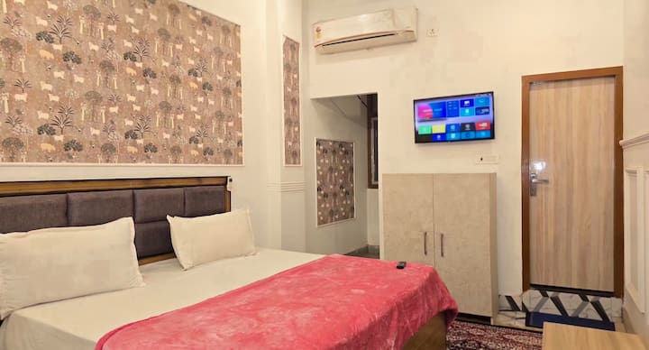 Vinayak Palace: Room 3 - Mathura