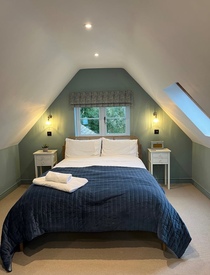 Cosy Cotswold Village Retreat - Bibury