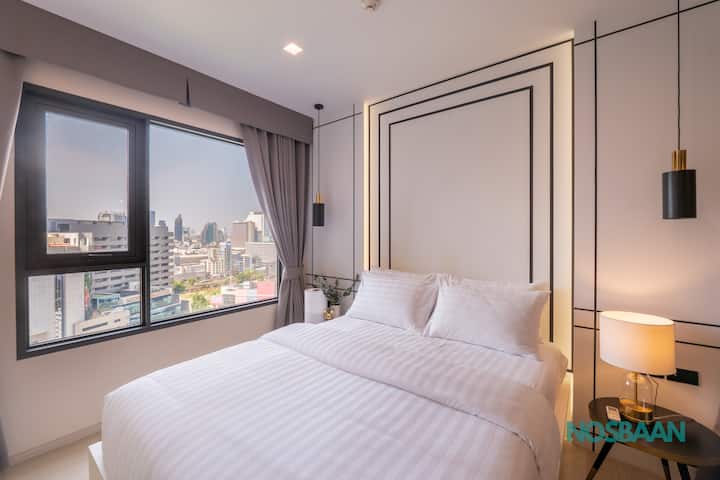Life One Wireless | Walk Distance From Phloen Chit - Bangkok