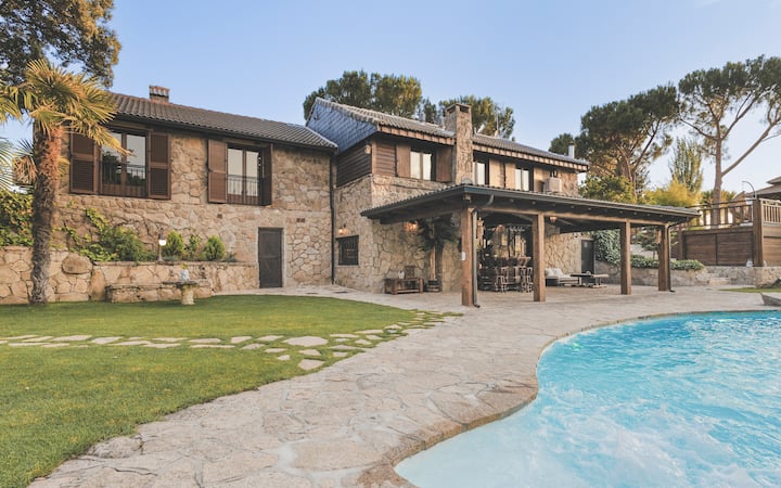 Villa Oasis - Lujosa Villa Con Spa, Cine Y Piscina - Carranque